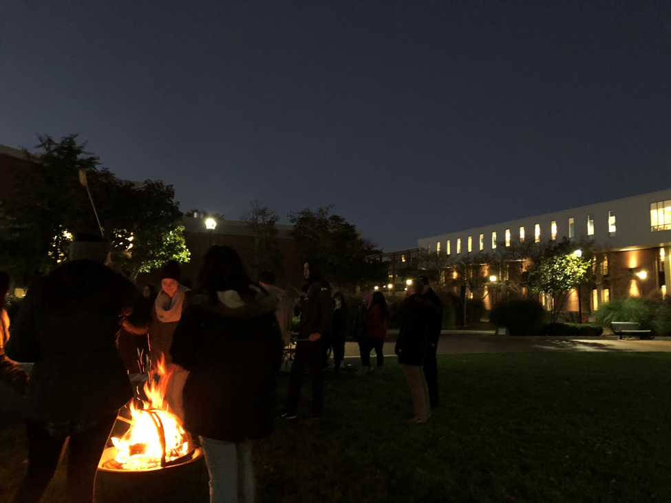The Outdoor Adventure Club: Campfire in the Quad – The State Times