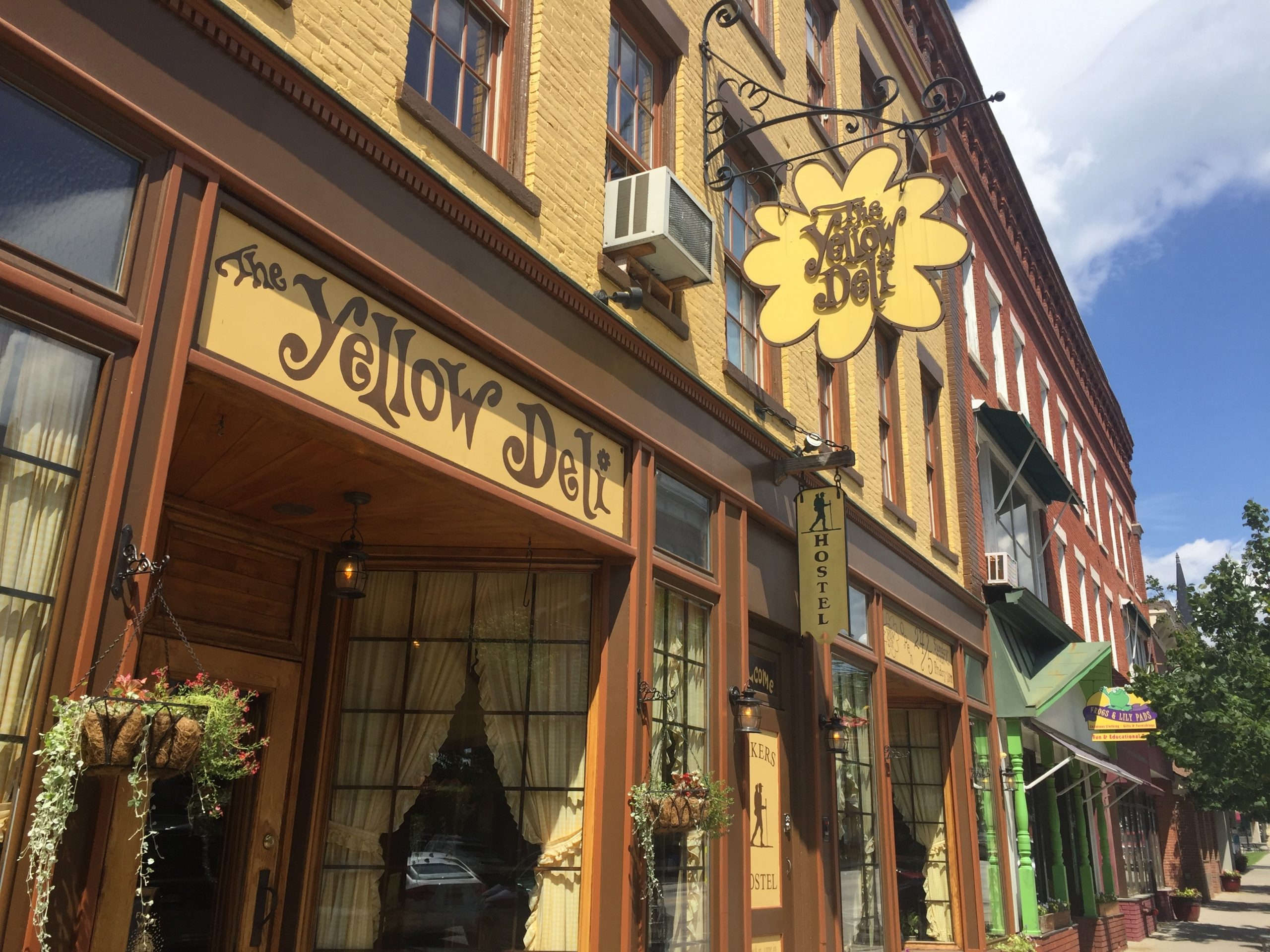 Restaurant Review The Yellow Deli The State Times Restaurant Review The Yellow Deli The State Times