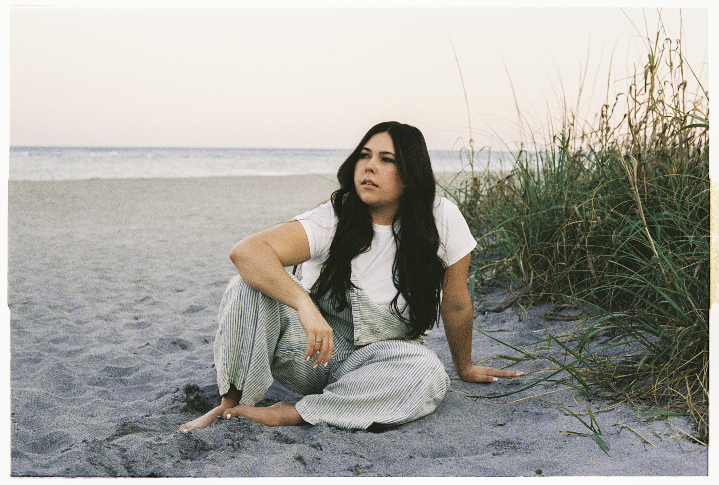 Gigi Perez Release New Album, “At the Beach in Every Life” – The State ...